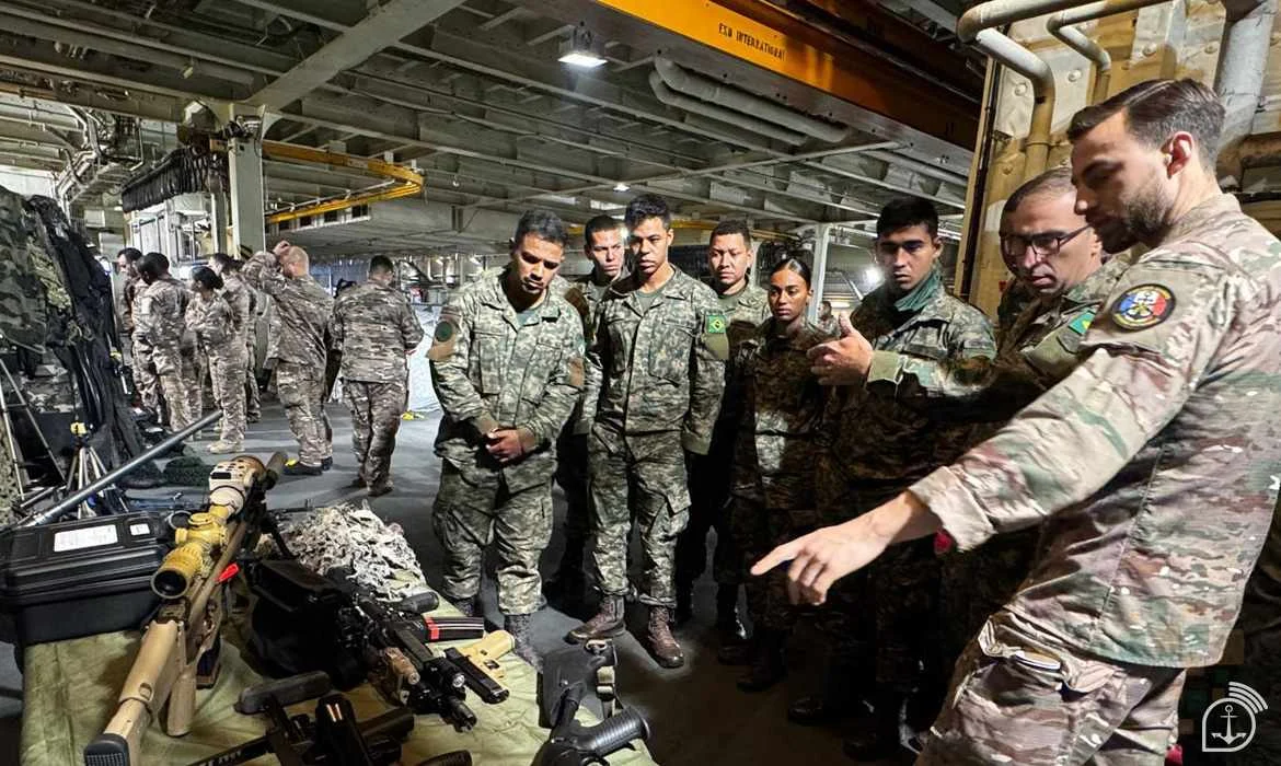 Brasil e França ampliam integração militar na Operação Orion ...